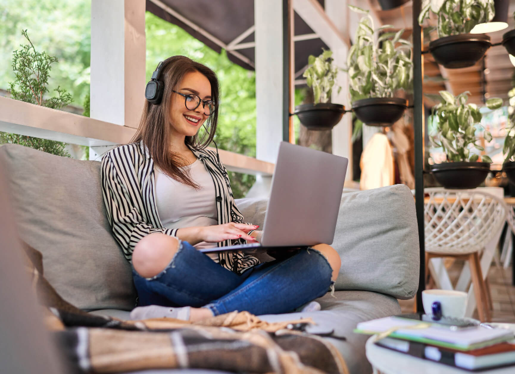 How much does it cost to hire a WordPress developer? - White Canvas